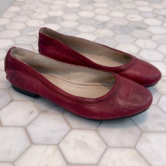 Frye | Shoes | Frye Carson Red Leather Ballet Flats Girls Youth Size ...